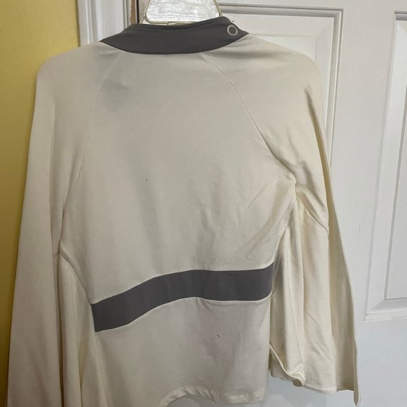 Her Universe | Jackets & Coats | Her Universe Star Wars Princess Leia ...